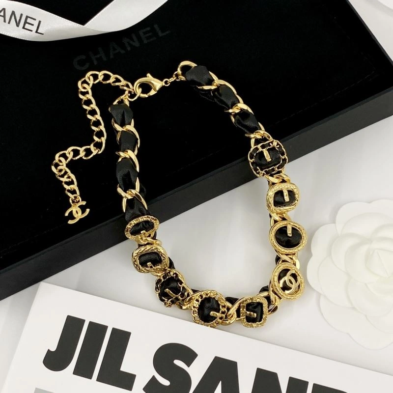 Accurate model Chanel Necklaces
