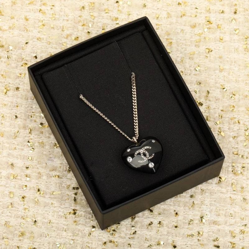 Inexpensive Chanel Necklaces