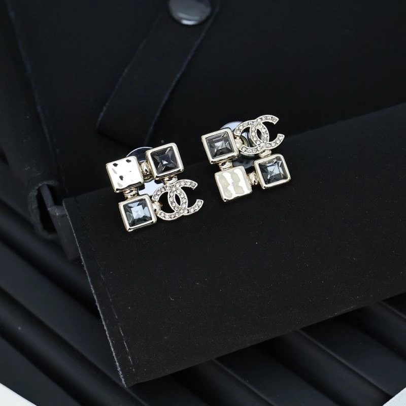 Exact replica Chanel Necklaces