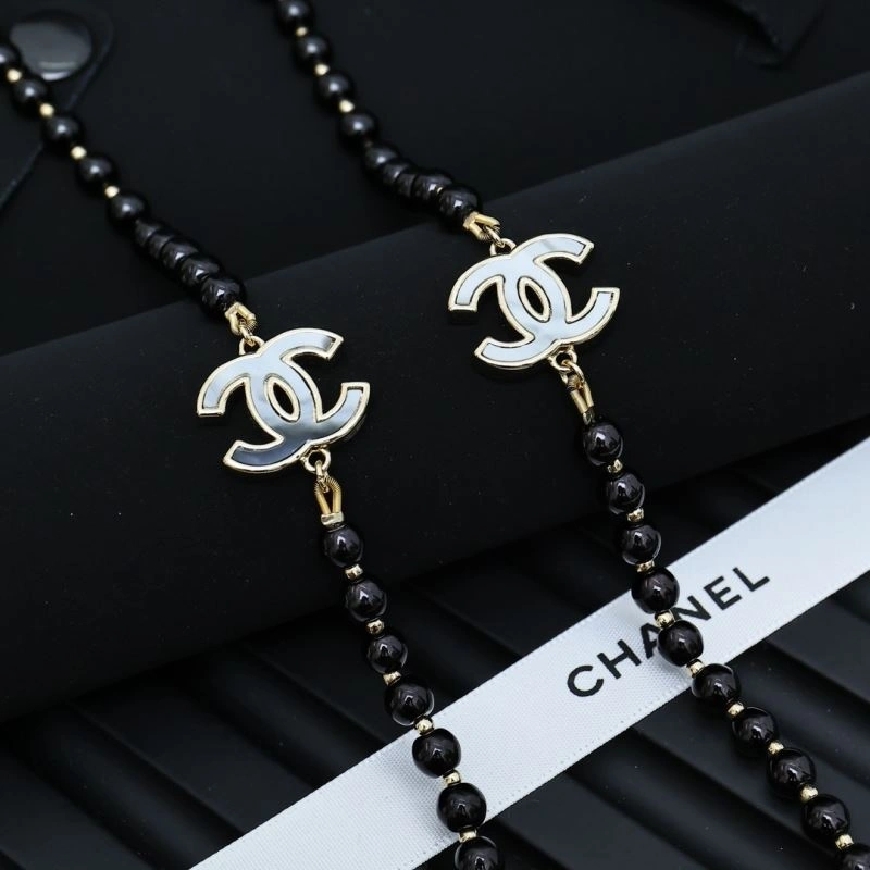 Accurate model Chanel Necklaces