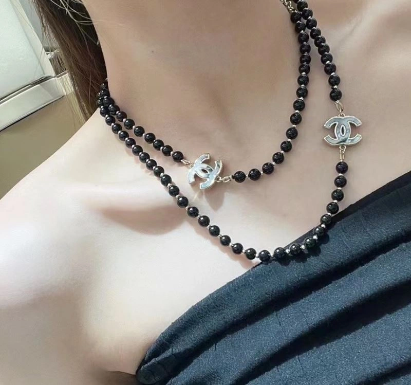Accurate model Chanel Necklaces