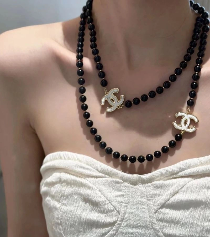 Accurate model Chanel Necklaces
