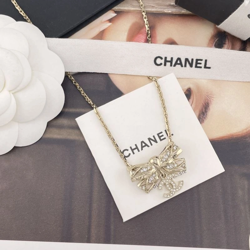 Indistinguishable Chanel Necklaces