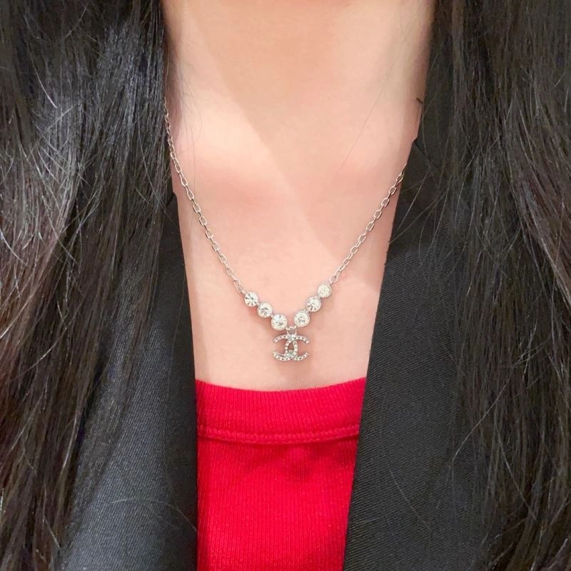 Value-priced Chanel Necklaces