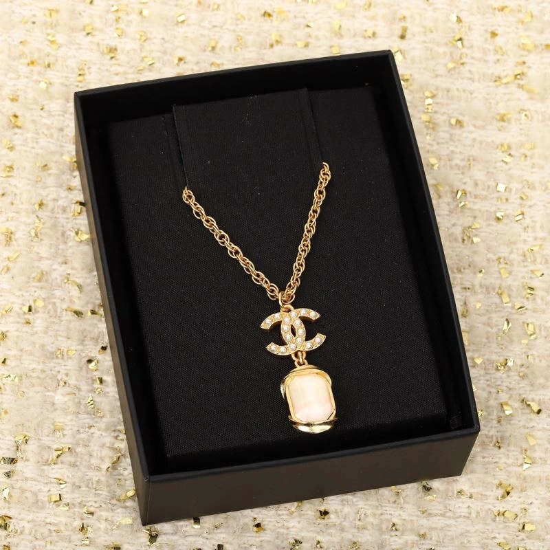Brand-original Chanel Necklaces