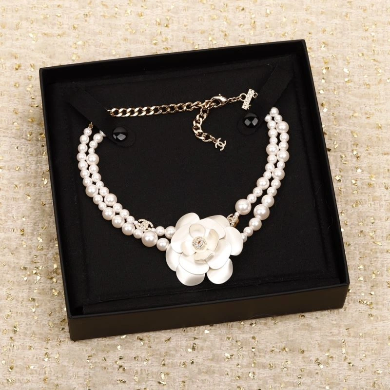 Accurate model Chanel Necklaces