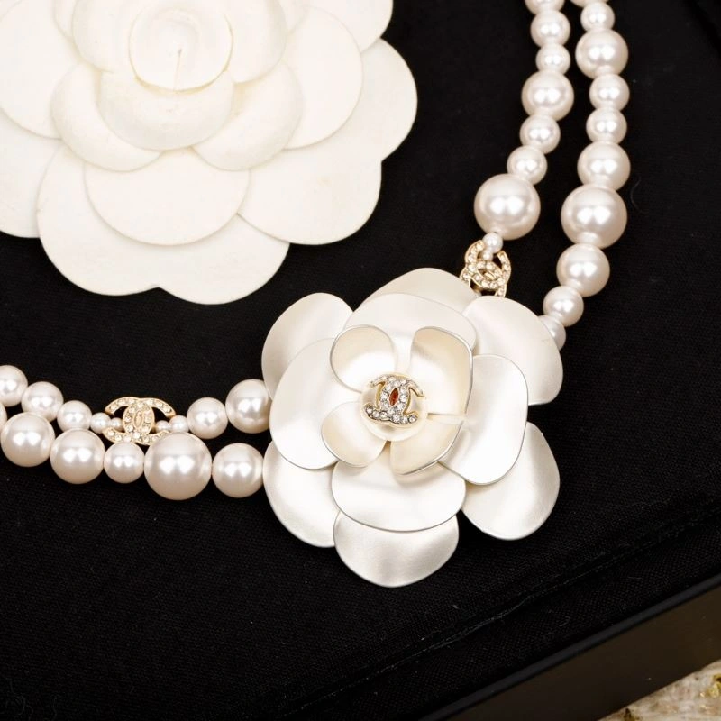Accurate model Chanel Necklaces