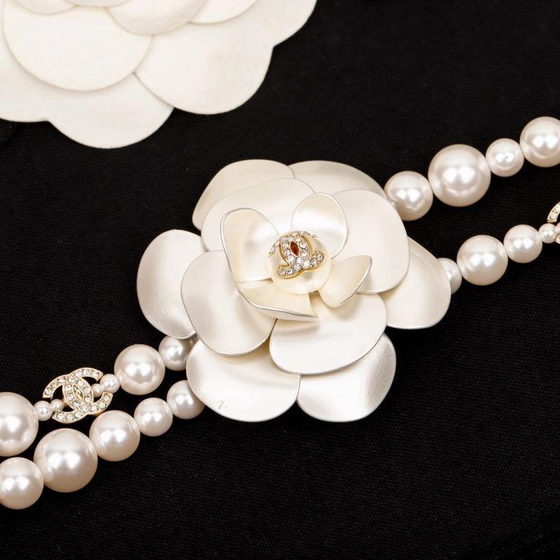 Accurate model Chanel Necklaces
