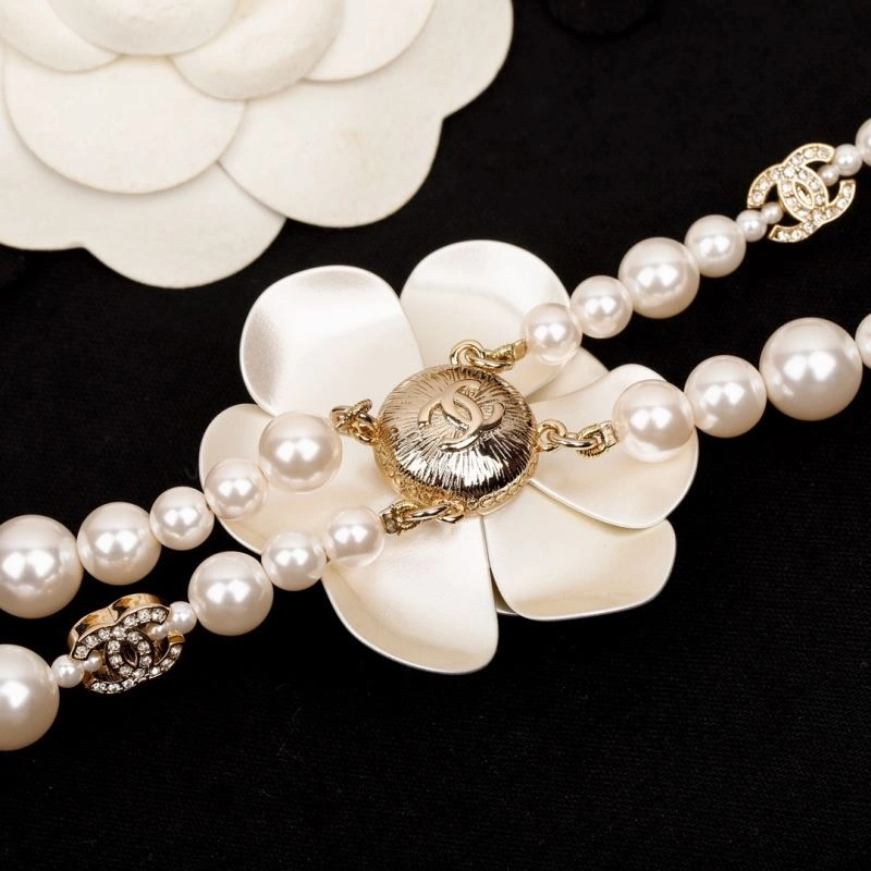 Accurate model Chanel Necklaces