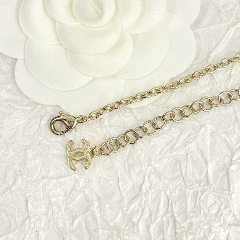 Top match Chanel Necklaces
