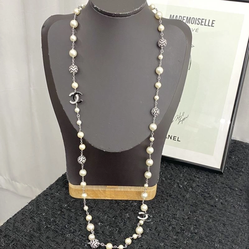 Value-priced Chanel Necklaces