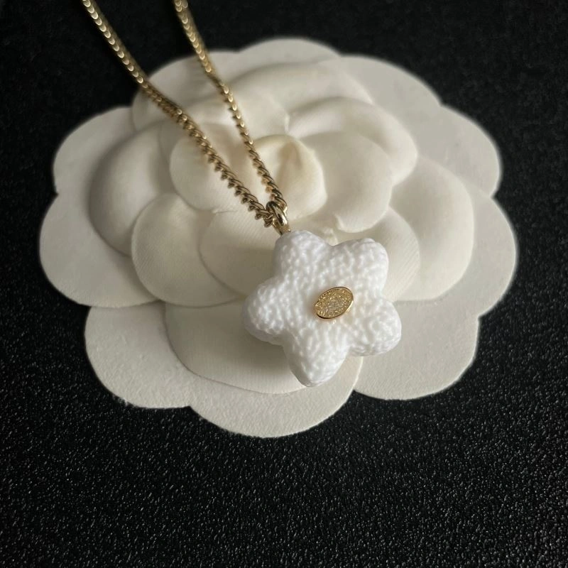 Precise copy Chanel Necklaces