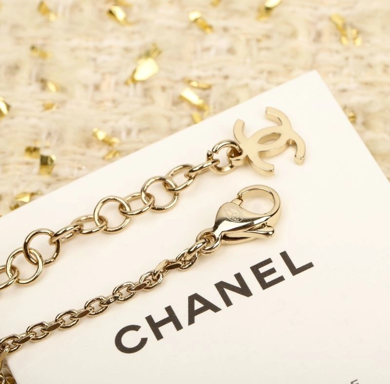 Top match Chanel Necklaces