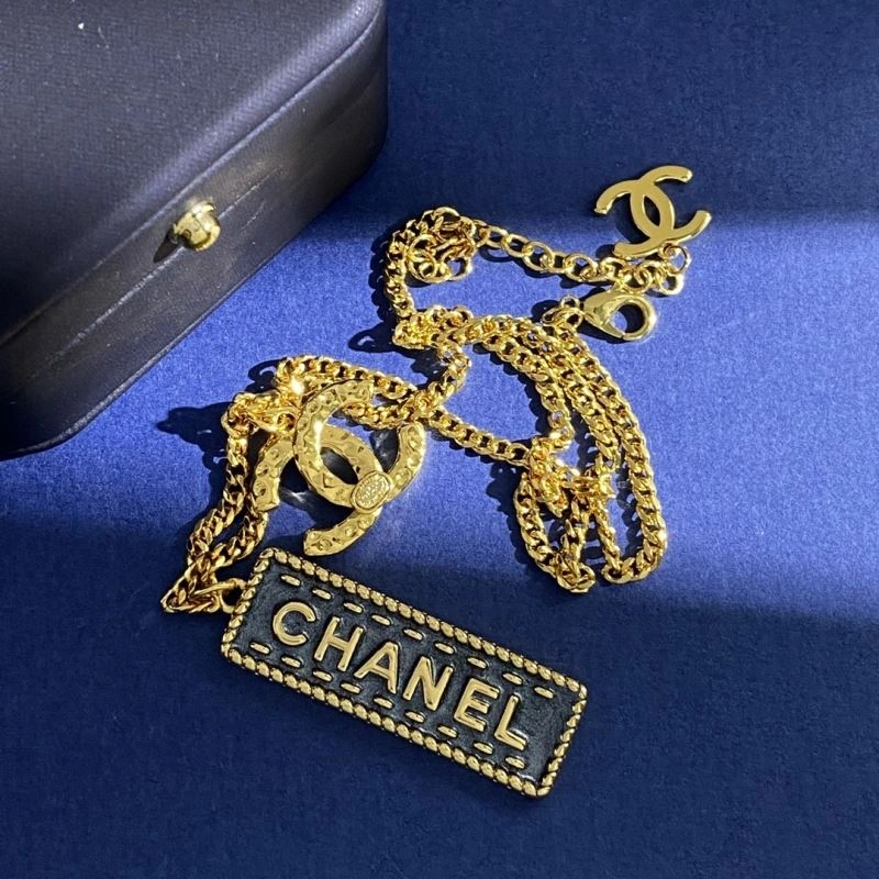 Brand-authenticated Chanel Necklaces