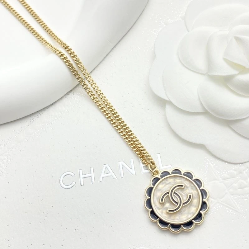 Precise copy Chanel Necklaces