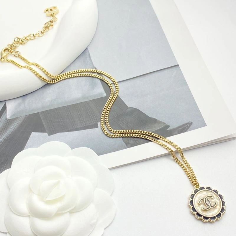 Precise copy Chanel Necklaces