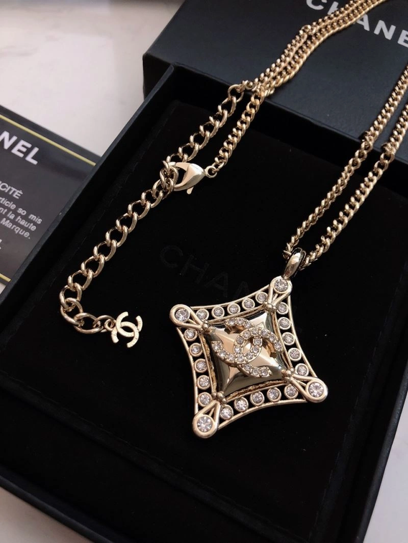 Brand-authenticated Chanel Necklaces