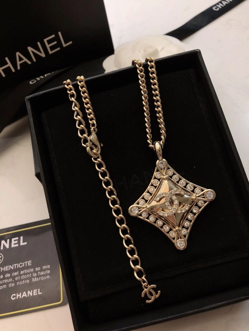 Brand-authenticated Chanel Necklaces