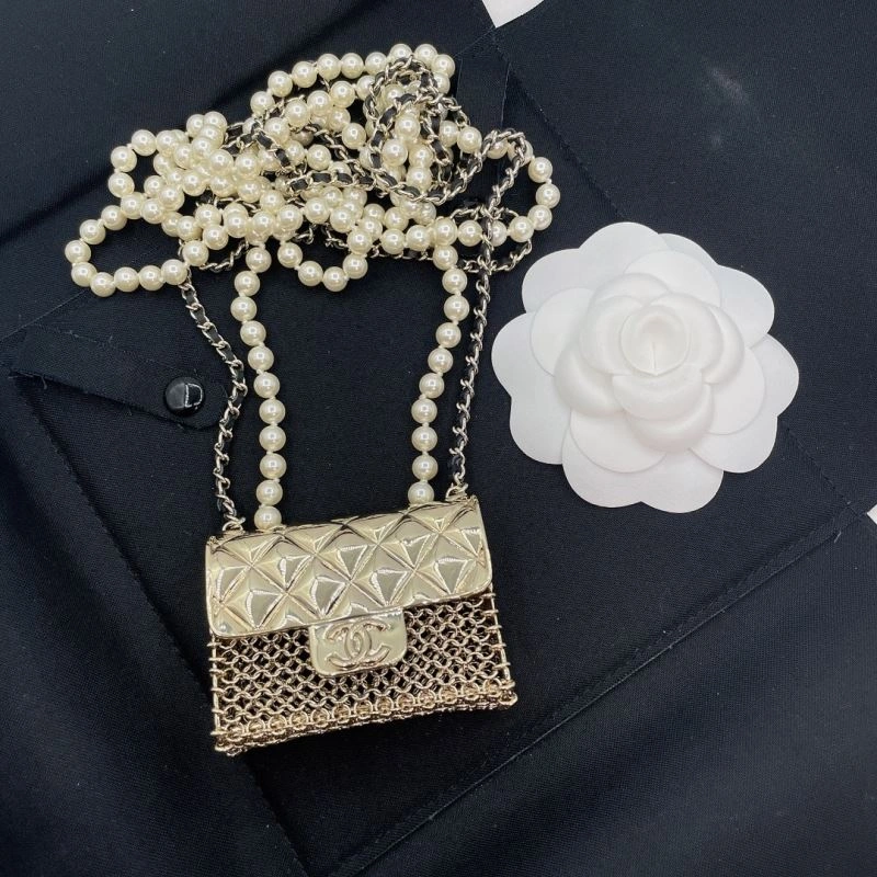 Original Chanel Necklaces