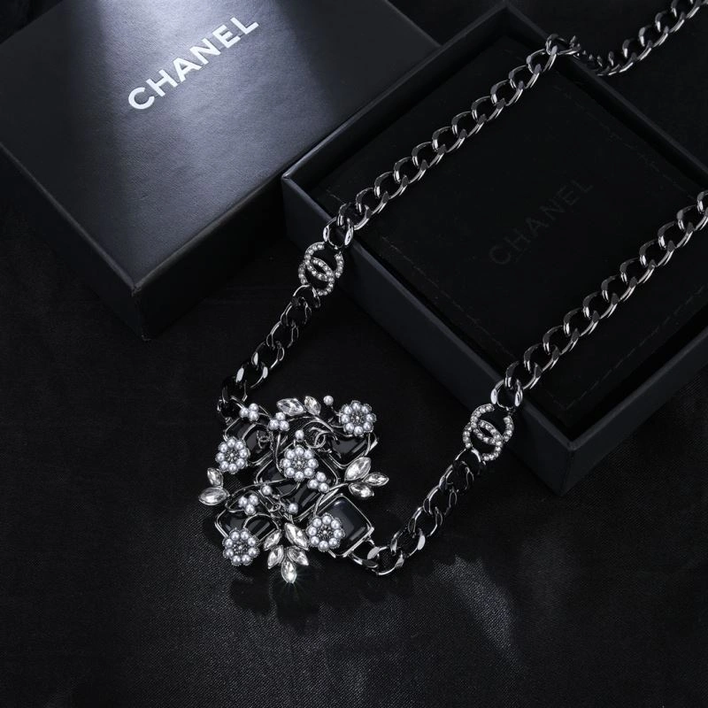 Inexpensive Chanel Necklaces