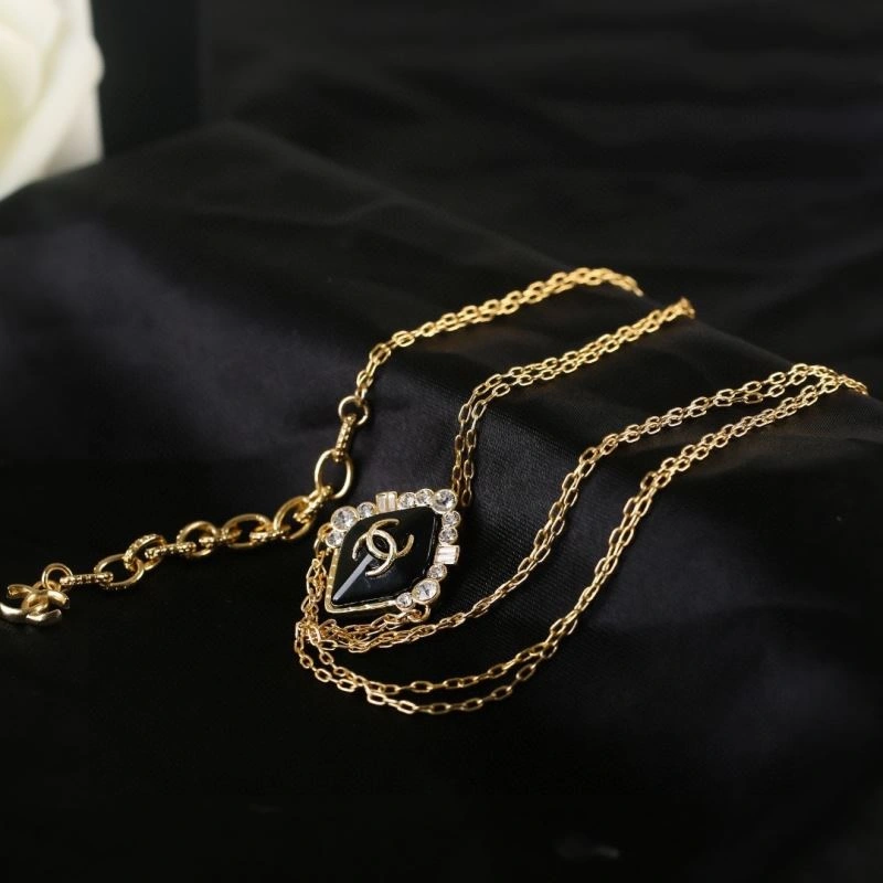 Low-cost Chanel Necklaces