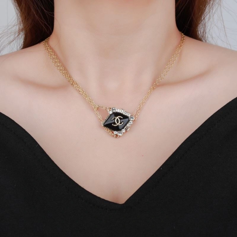 Low-cost Chanel Necklaces
