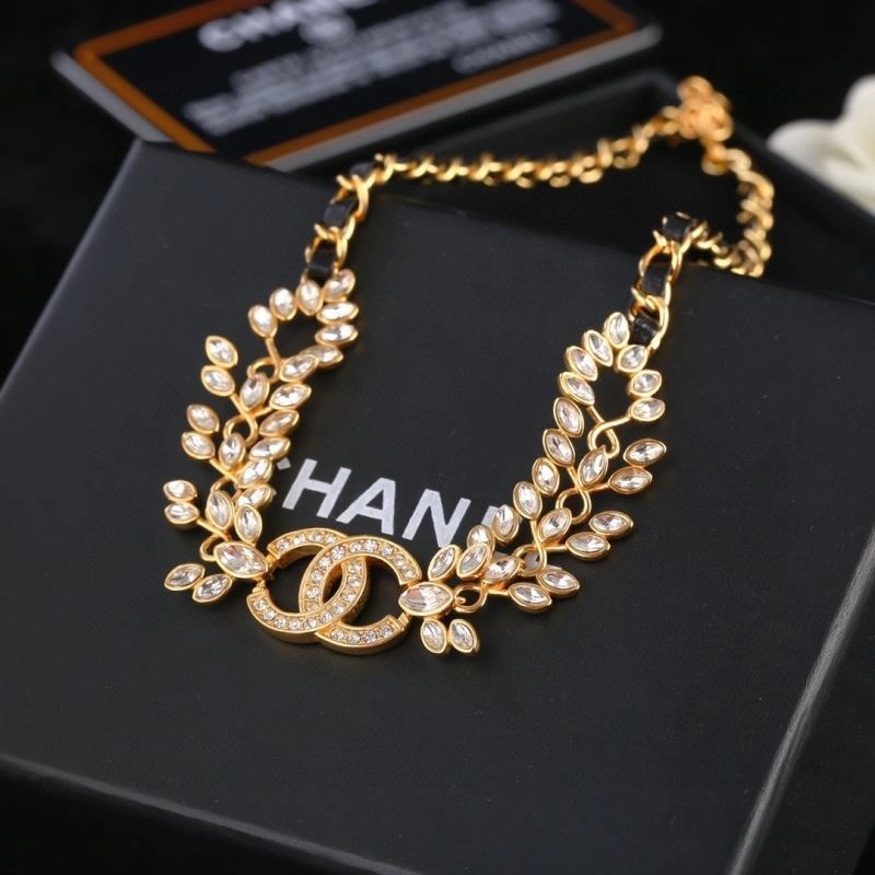 Bargain Chanel Necklaces