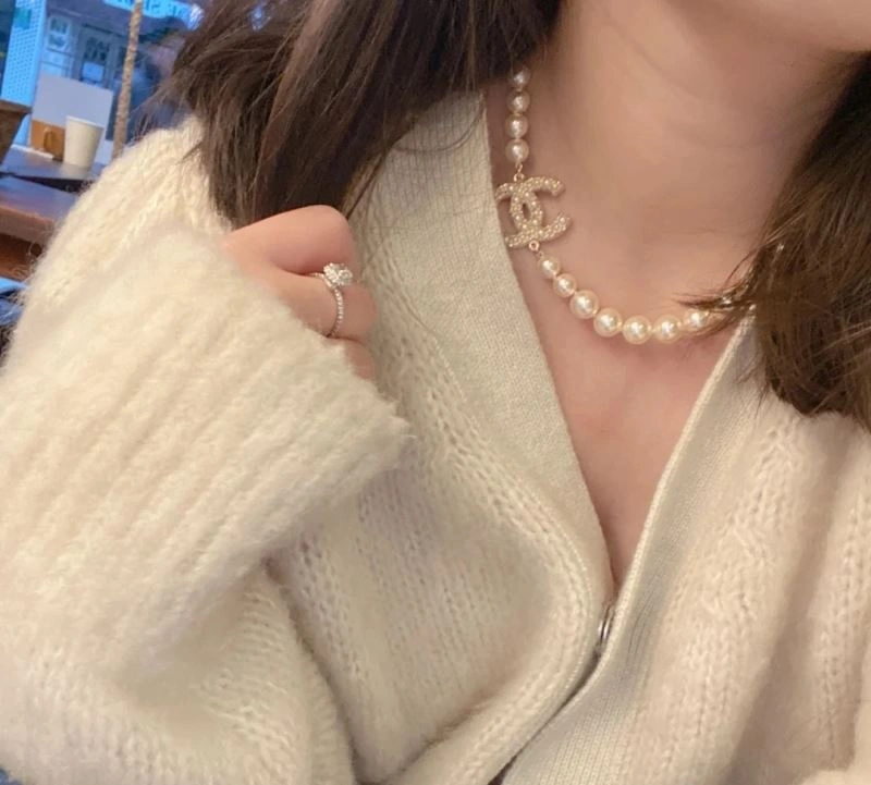 Low-cost Chanel Necklaces