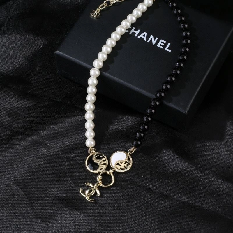 Cut-rate Chanel Necklaces