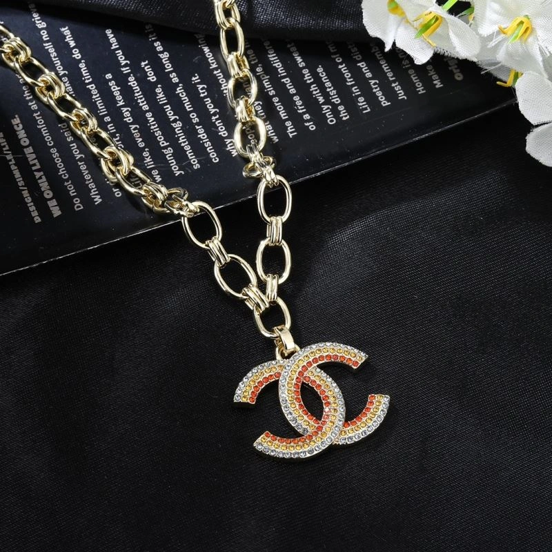 Bargain Chanel Necklaces
