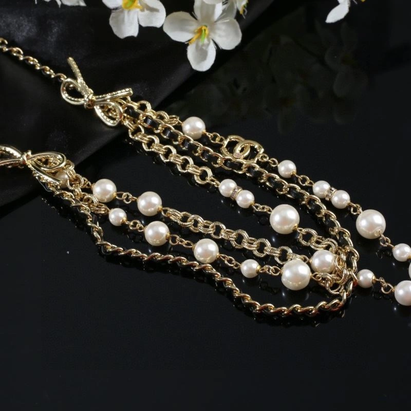 Bargain Chanel Necklaces