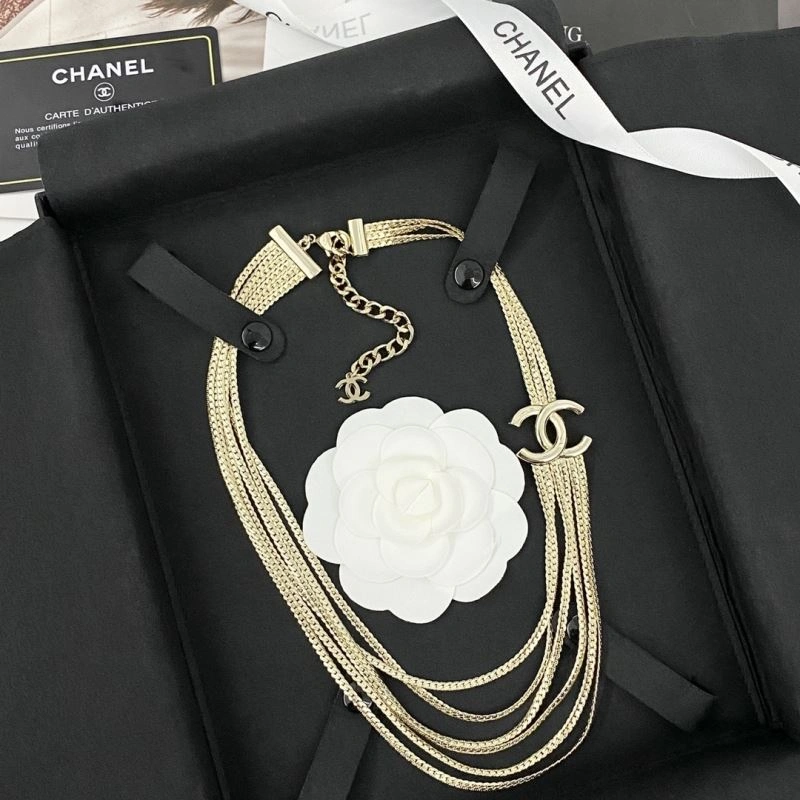 Top match Chanel Necklaces