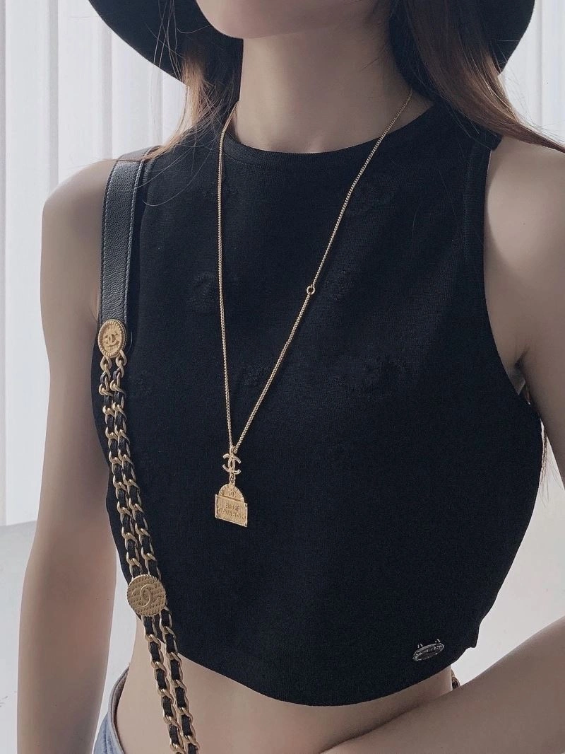 Accurate model Chanel Necklaces