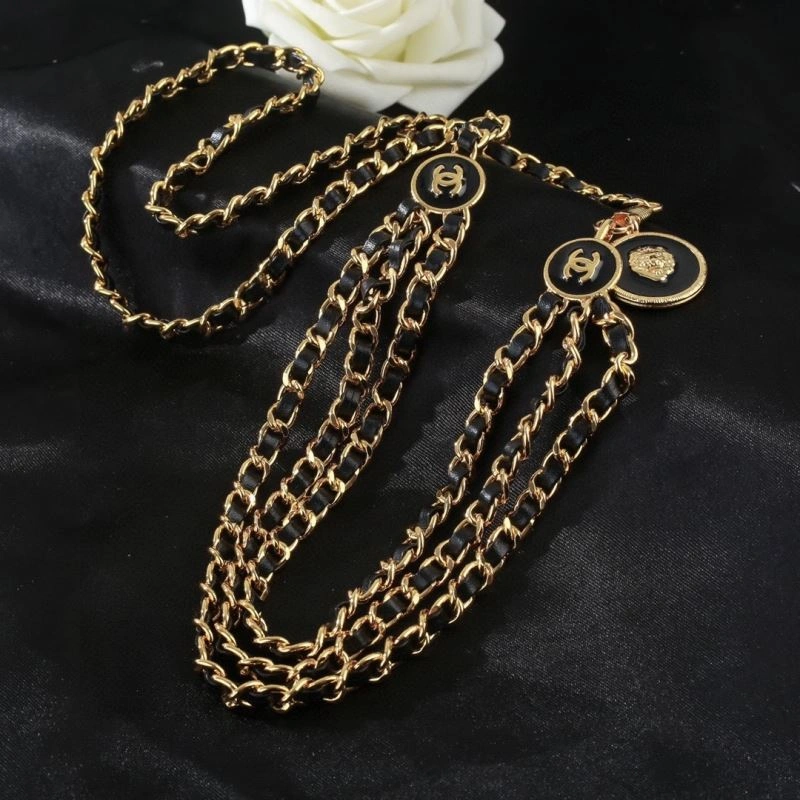 Bargain Chanel Necklaces