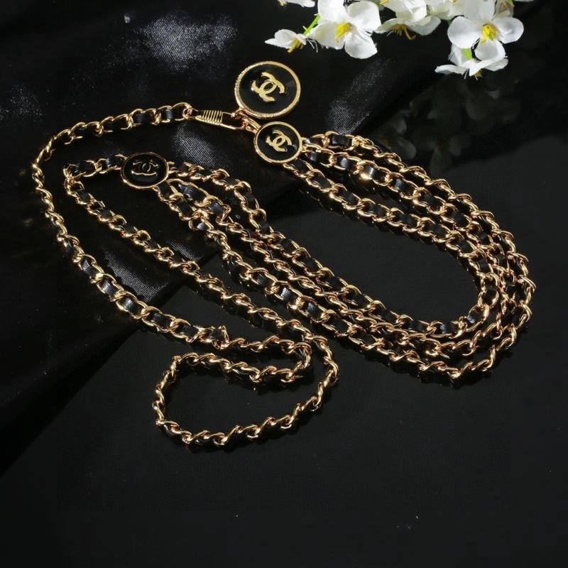 Bargain Chanel Necklaces
