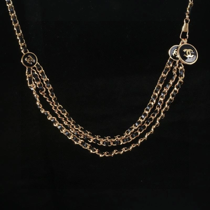 Bargain Chanel Necklaces
