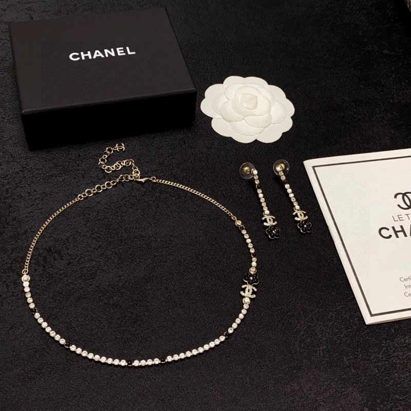 Inexpensive Chanel Necklaces