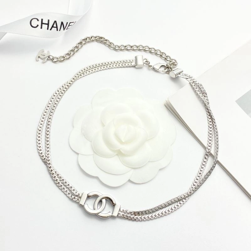 Cut-rate Chanel Necklaces