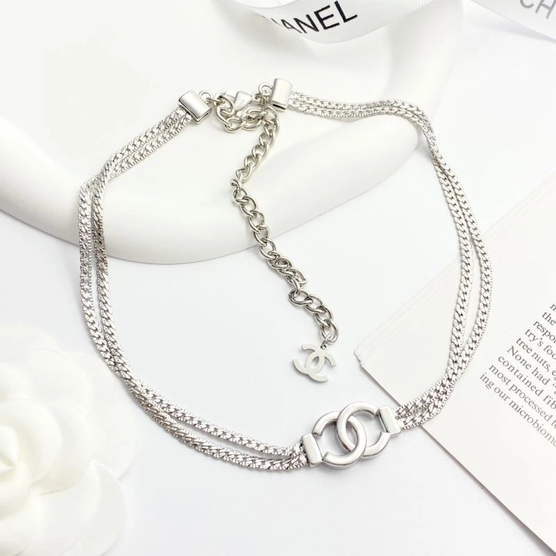 Cut-rate Chanel Necklaces