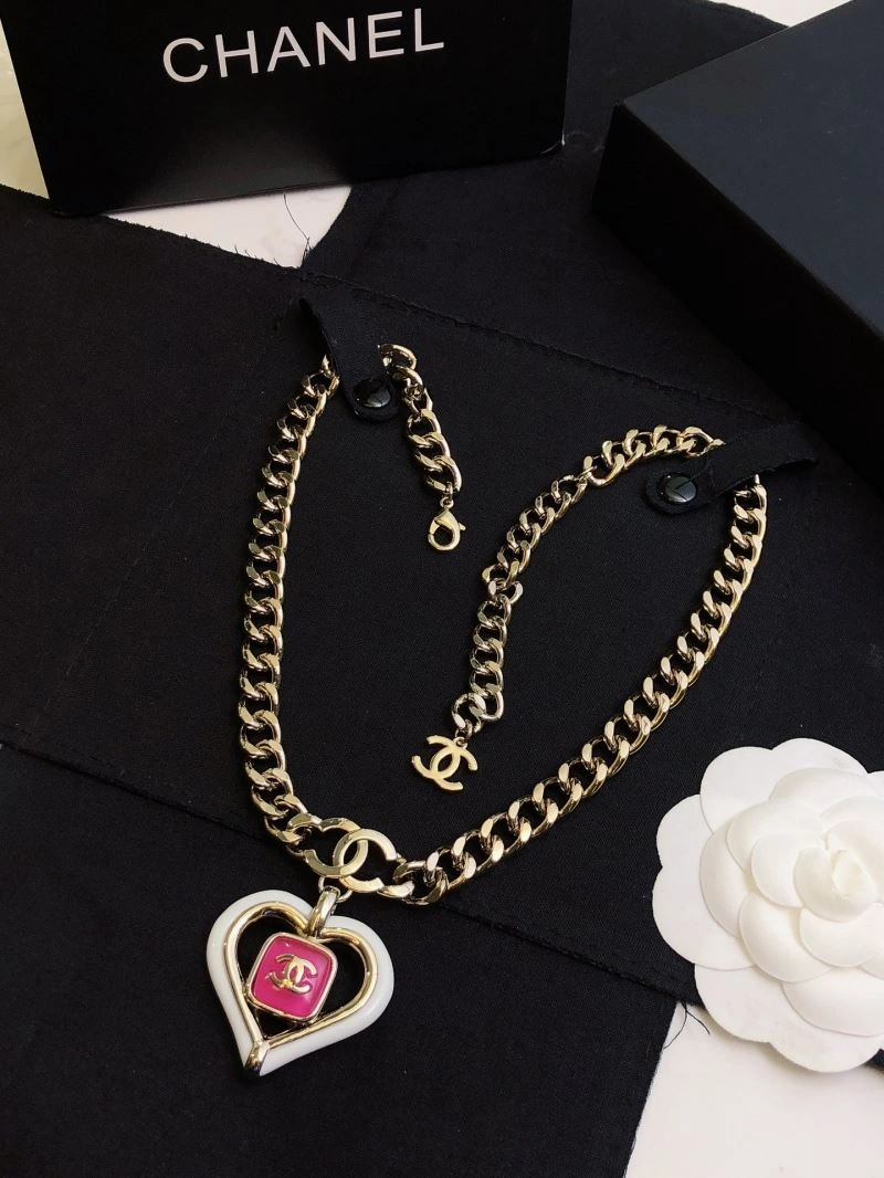 Cut-rate Chanel Necklaces