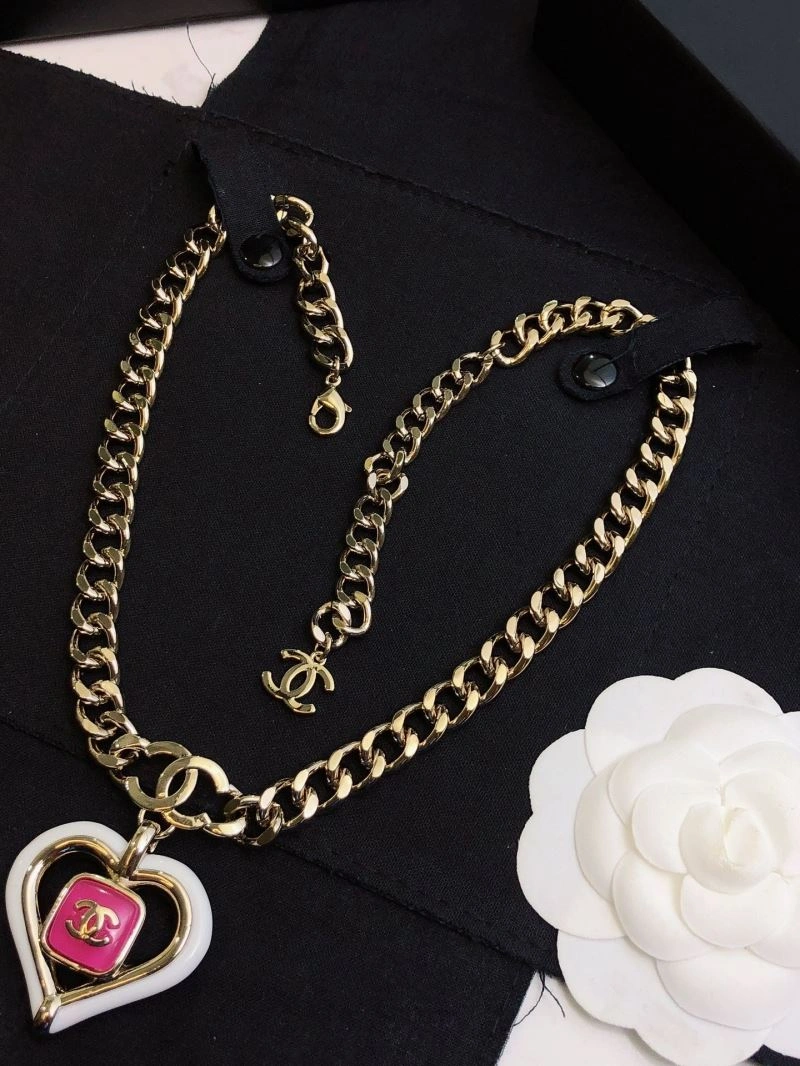 Cut-rate Chanel Necklaces