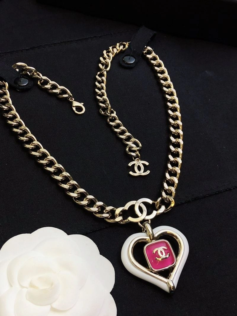 Cut-rate Chanel Necklaces