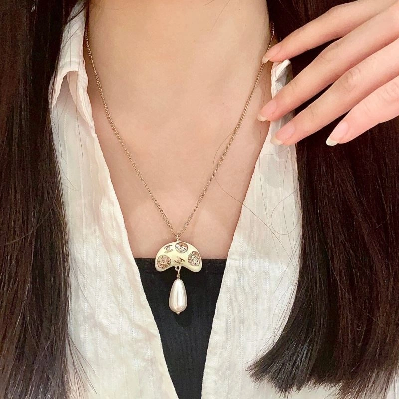 Chanel Necklaces