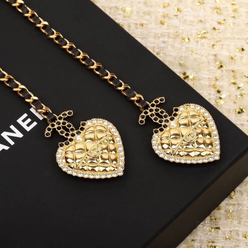 Accurate model Chanel Necklaces