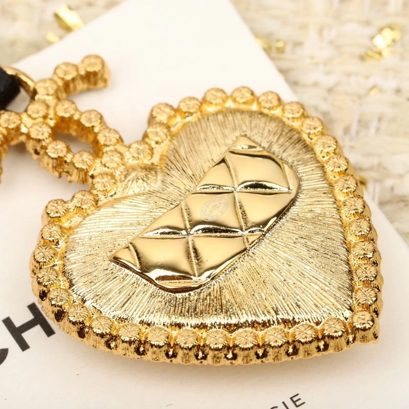 Accurate model Chanel Necklaces