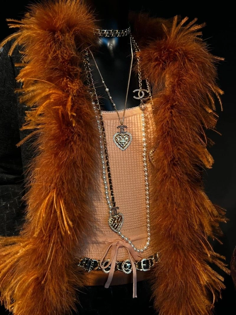 Accurate model Chanel Necklaces
