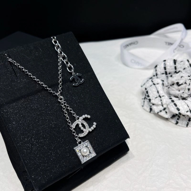 Precise copy Chanel Necklaces