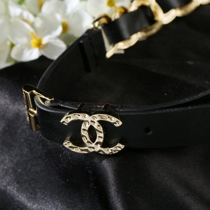 Cut-rate Chanel Necklaces