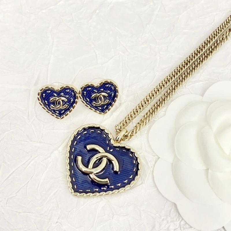 Official Chanel Necklaces