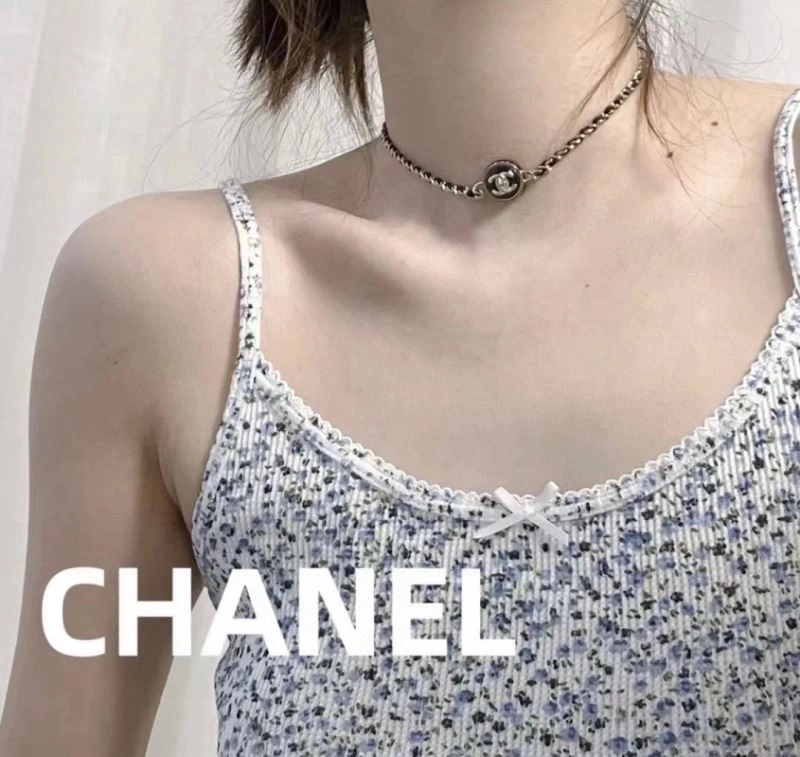 Low-cost Chanel Necklaces